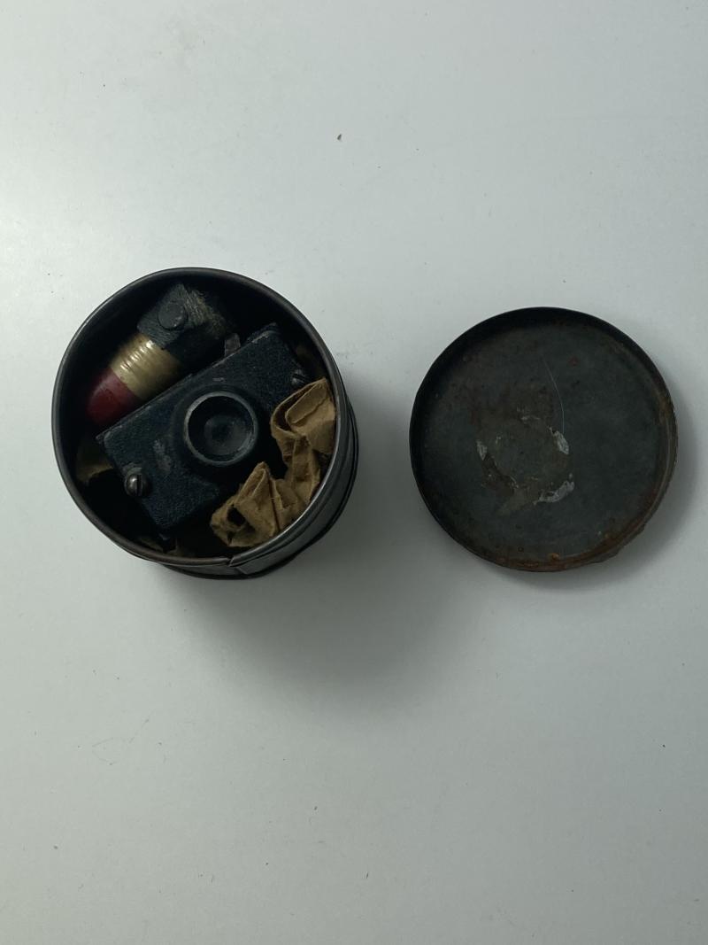 Chase Militaria | WW2 SOE MERLIN CAMERA AND CAPSULE IN TIN