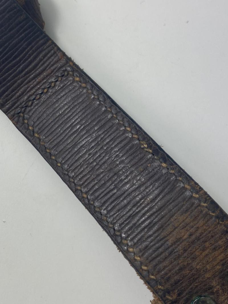 Chase Militaria | WW2 BRITISH 39 PATTERN BAYONET FROG