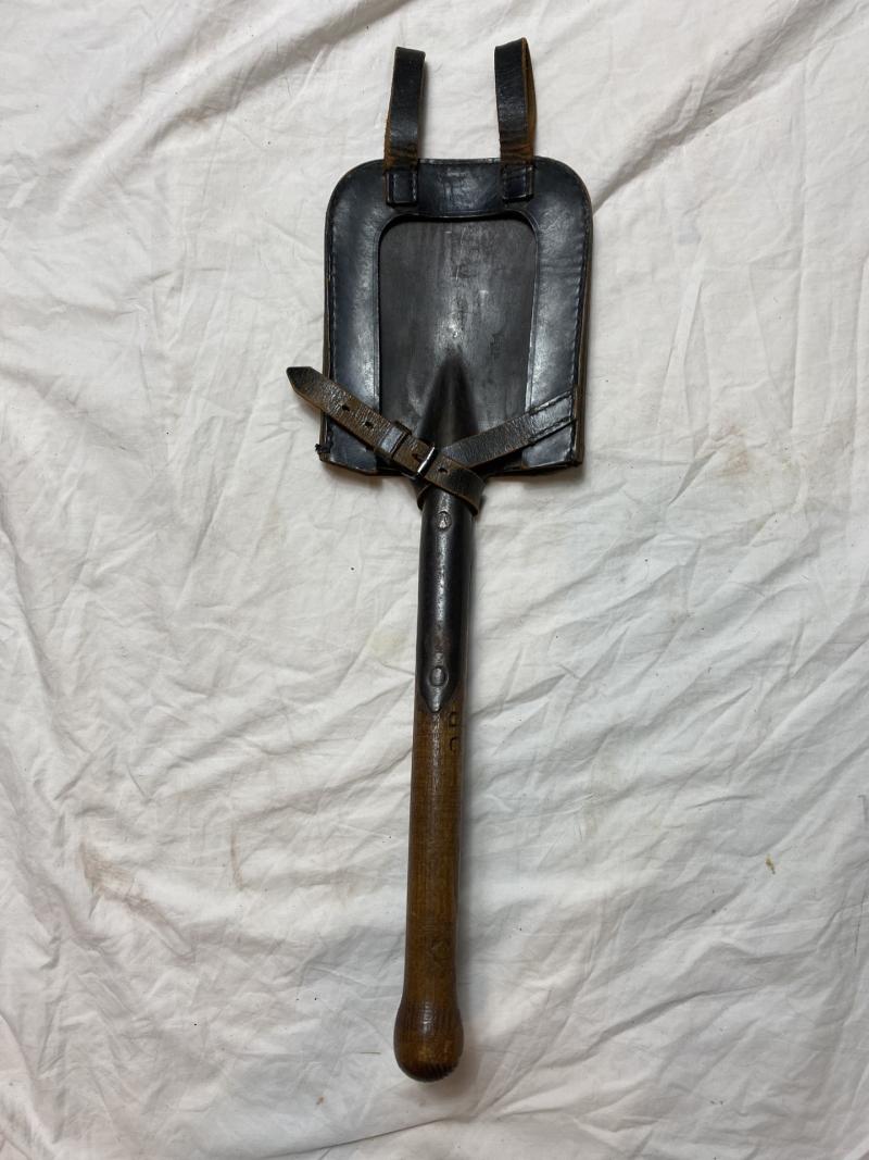 Chase Militaria | GERMAN ENTRENCHING TOOL & WAFFENAMT MARKED 1944 CARRIER