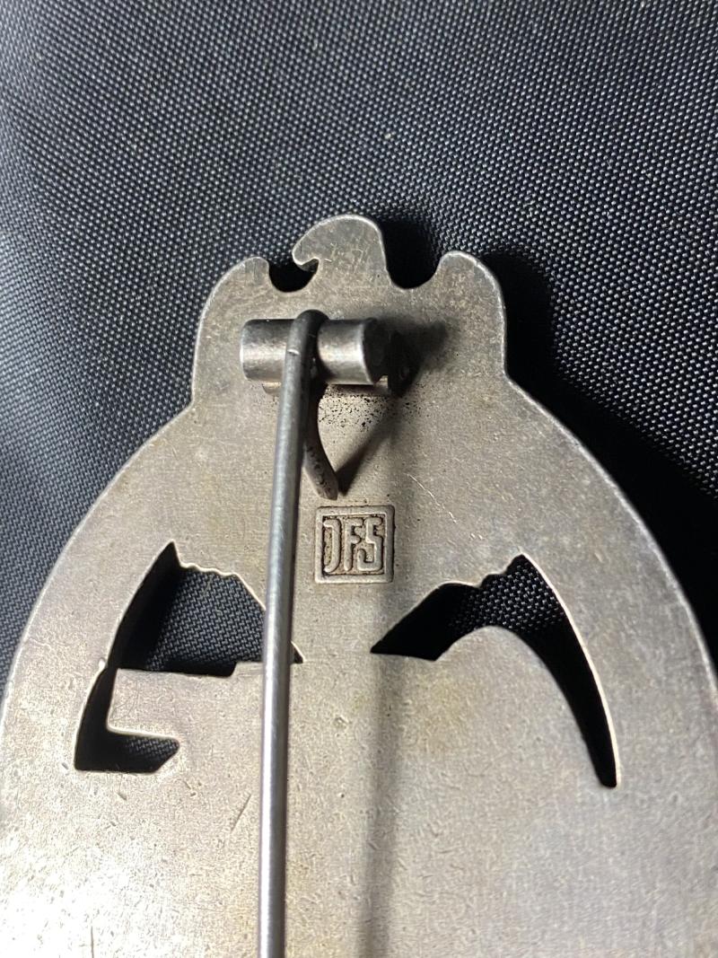 Chase Militaria | REPRODUCTION WW2 GERMAN JFS PANZER ASSAULT BADGE IN ...