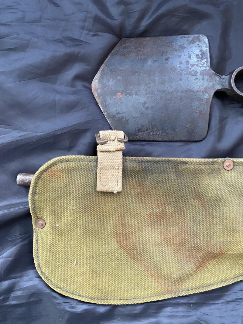 Chase Militaria | WW2 37 PATTERN ENTRENCHING TOOL & CARRIER