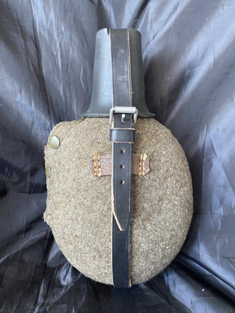 Chase Militaria | WW2 GERMAN WATER BOTTLE WITH REPRODUCTION STRAPS