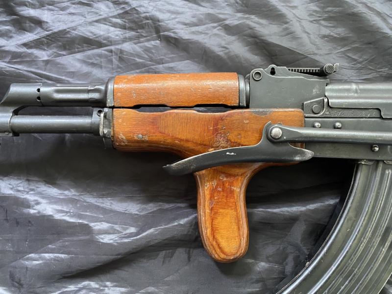 Chase Militaria | DEACTIVATED ROMANIAN FOLDING STOCK AKM ASSAULT RIFLE ...