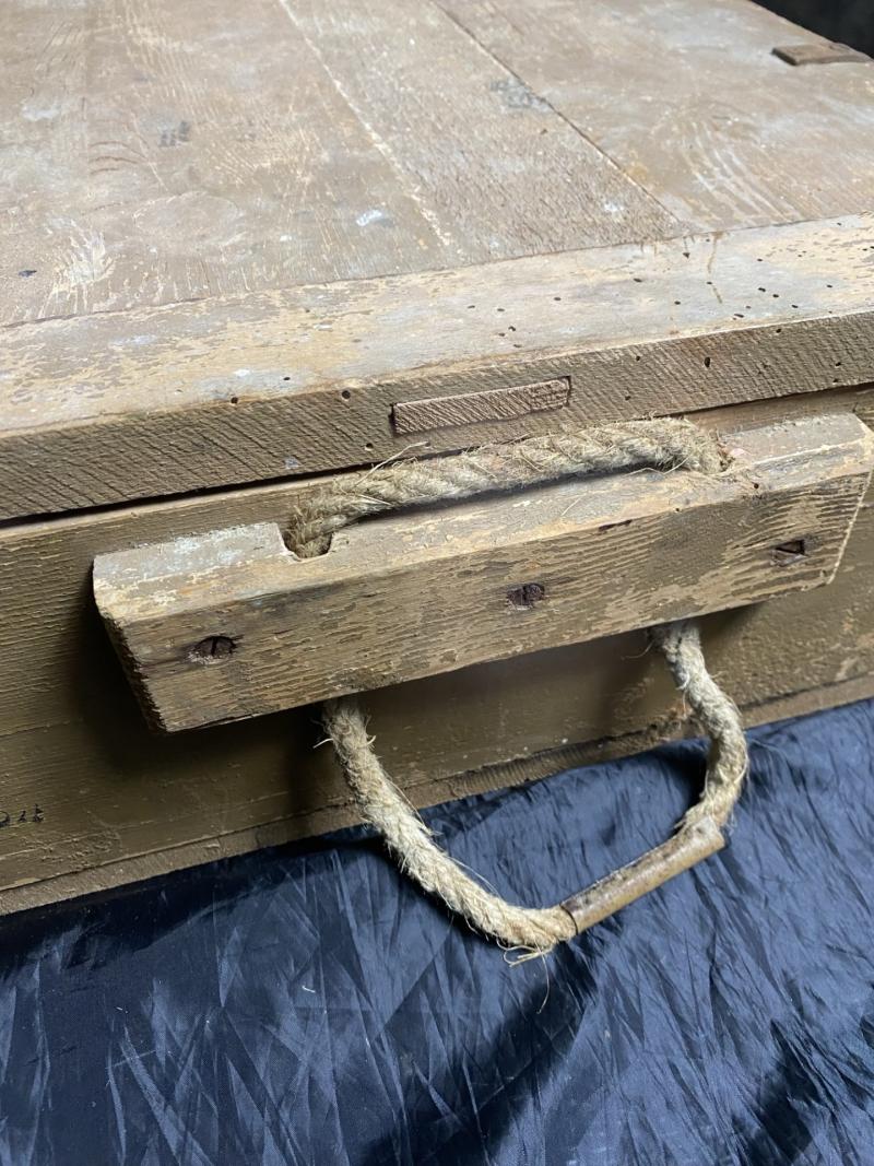 Chase Militaria | WW2 GERMAN 1944 DATED PANZERFAUST TRANSIT CRATE