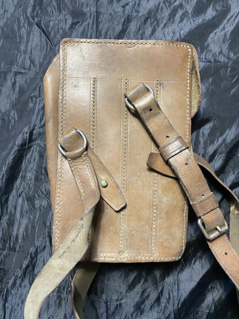 Chase Militaria | M56 SMG LEATHER MAGAZINE POUCH