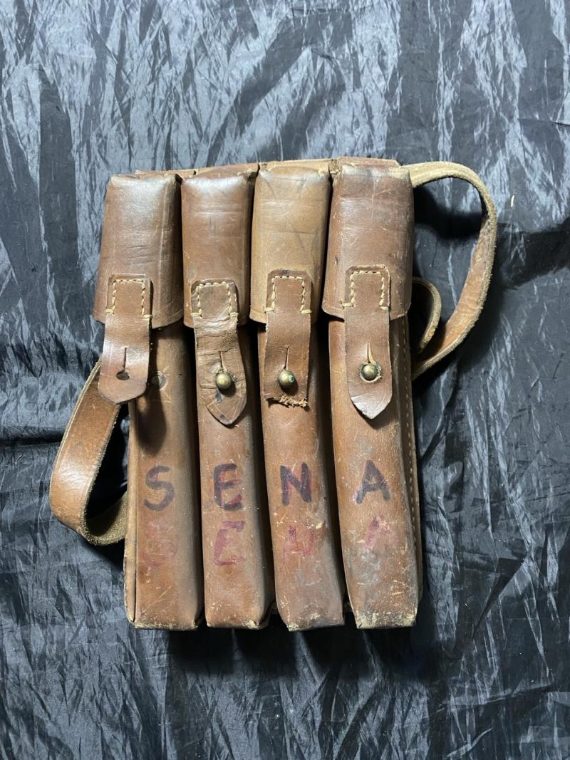 Chase Militaria | M56 SMG LEATHER MAGAZINE POUCH