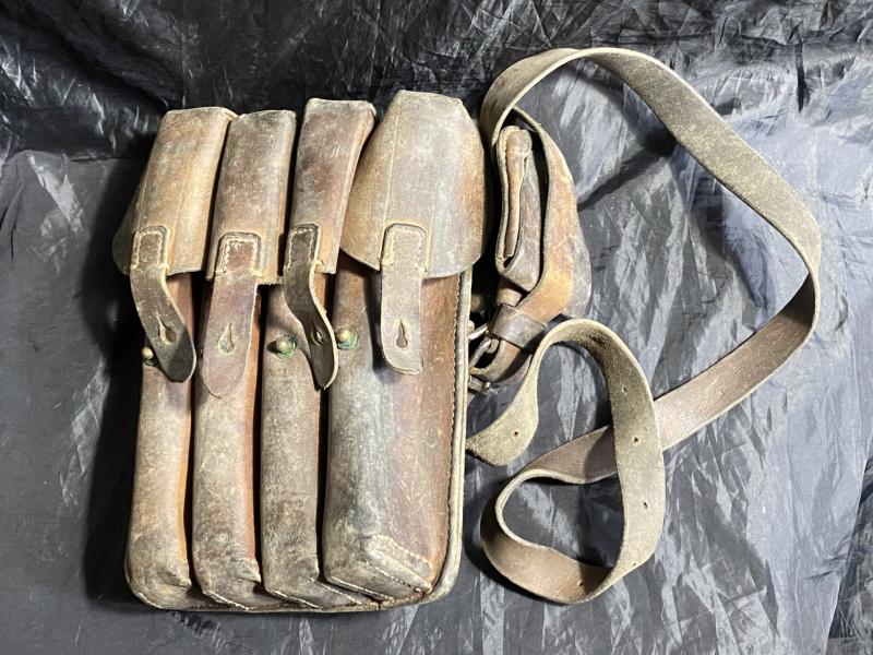 Chase Militaria | M56 SMG LEATHER MAGAZINE POUCH