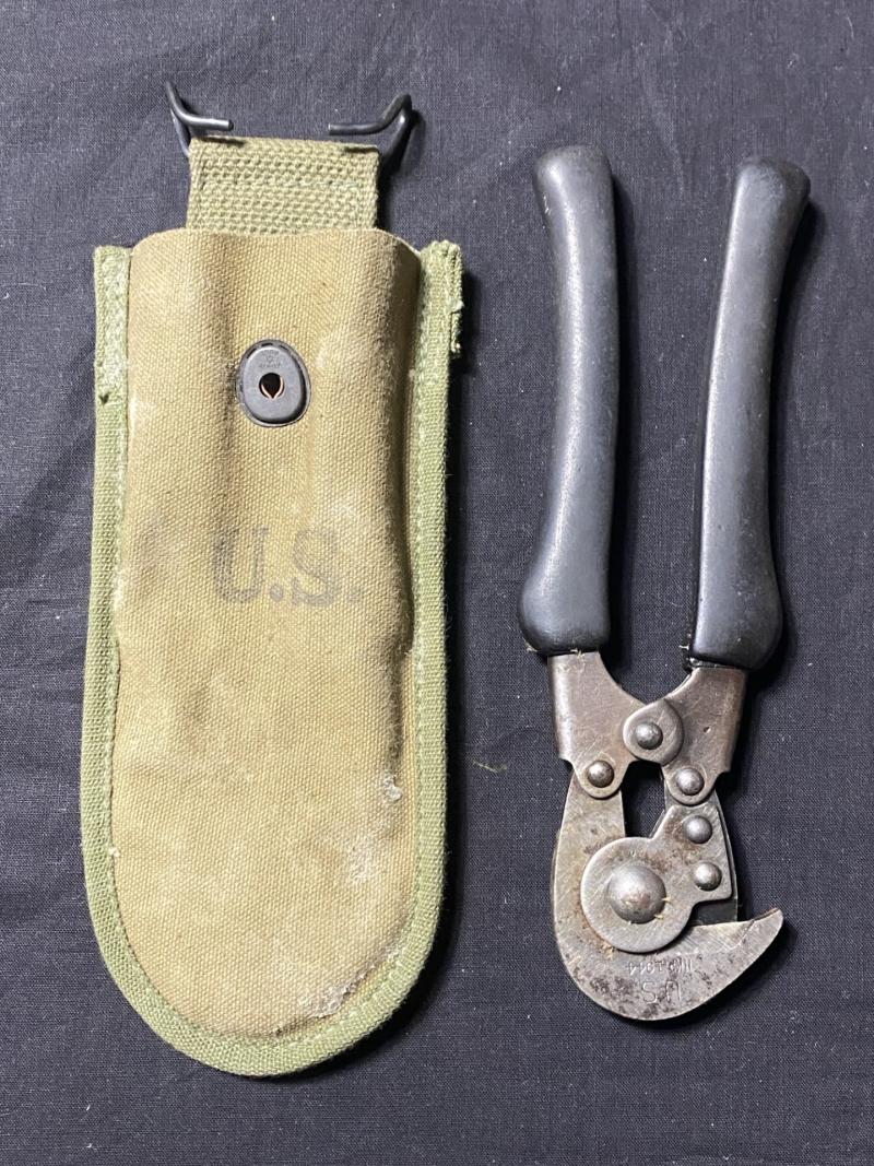 Chase Militaria | WW2 U.S. WIRE CUTTERS IN POUCH