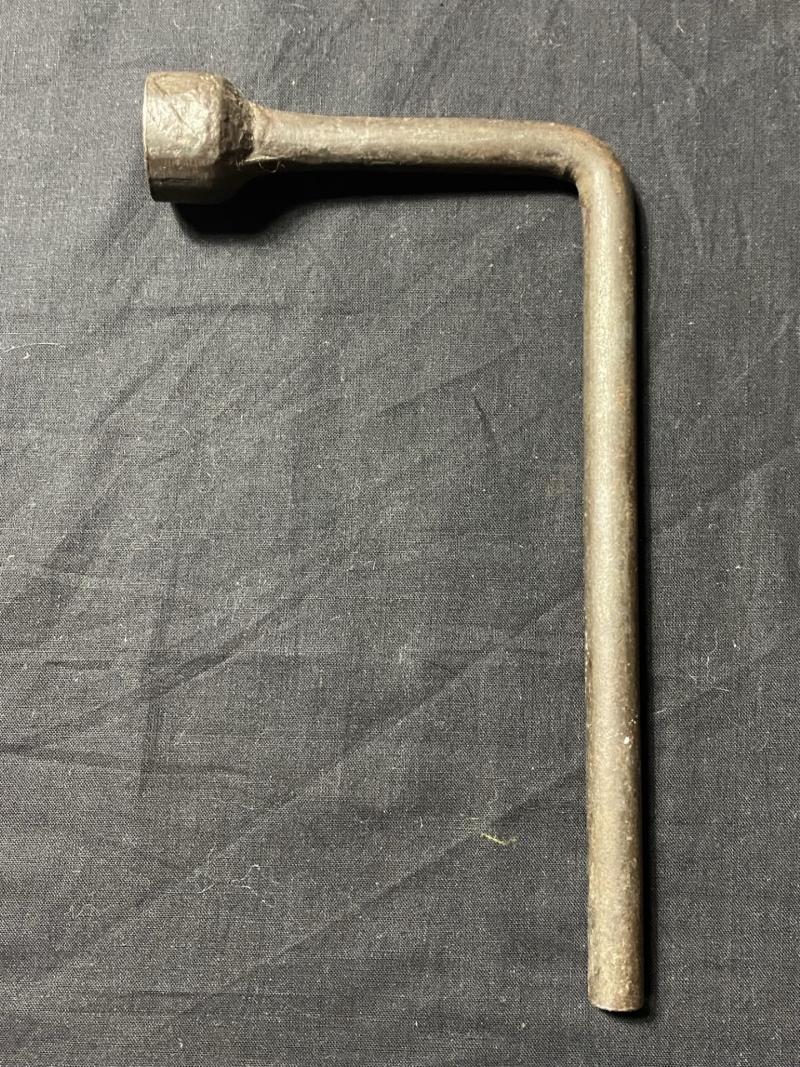Chase Militaria | WW2 U.S. WHEEL NUT WRENCH