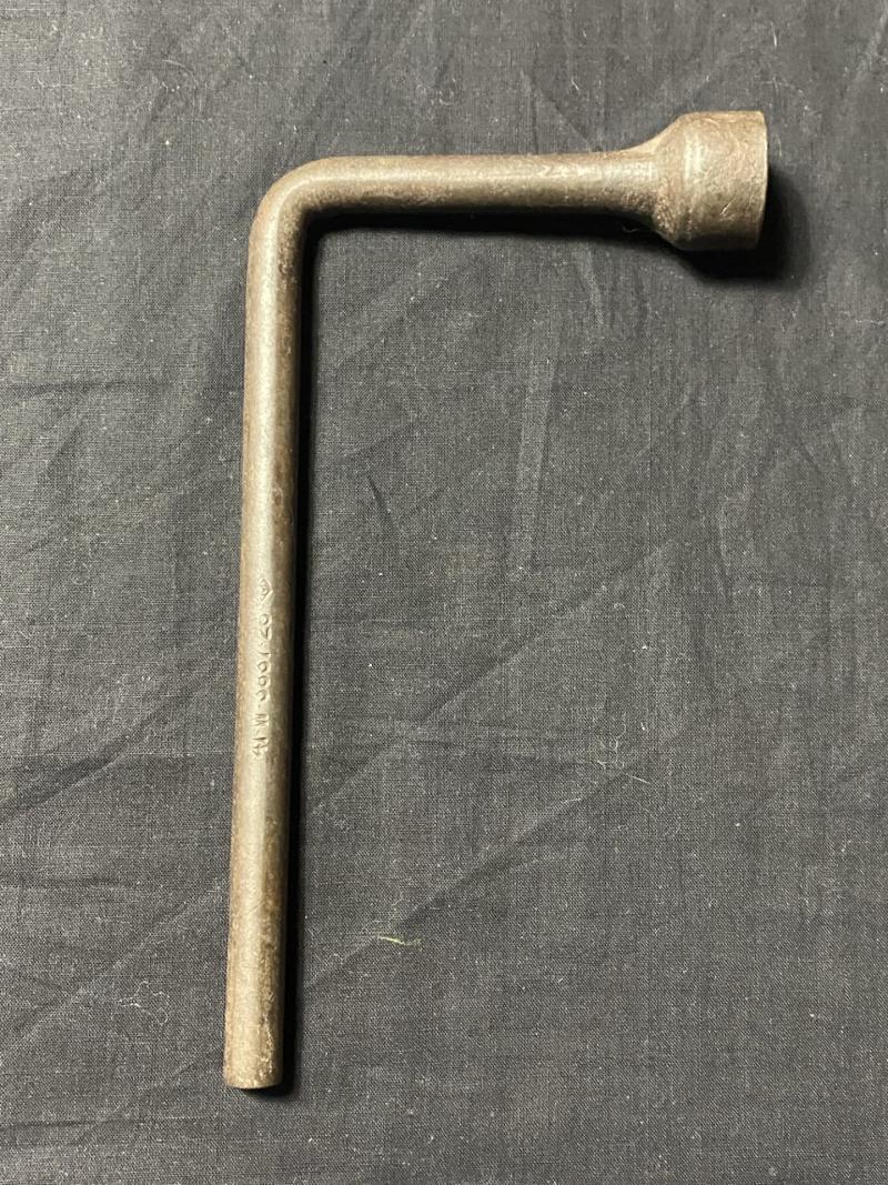 Chase Militaria | WW2 U.S. WHEEL NUT WRENCH
