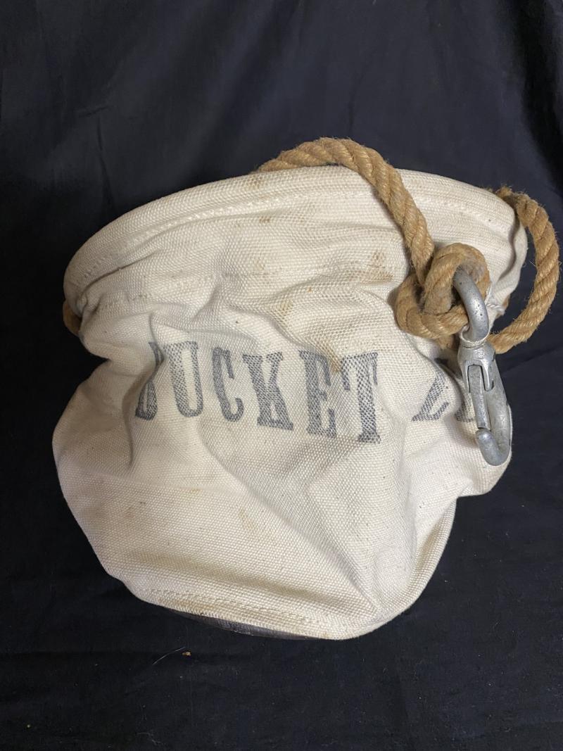 Chase Militaria | WW2 U.S. COLLAPSIBLE LC-57 BUCKET