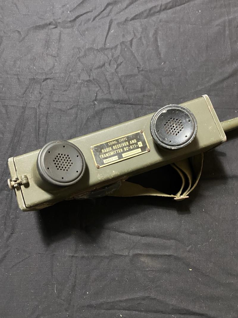 Chase Militaria | WW2 U.S. SIGNAL CORPS BC-611-E RADIO RECEIVER AND ...