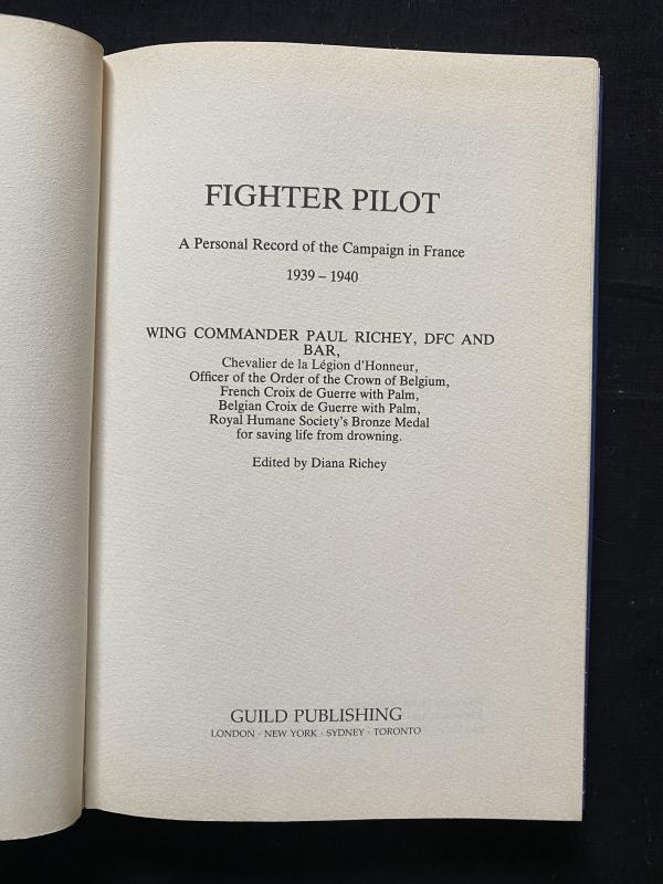 Chase Militaria | FIGHTER PILOT (HARD COVER)